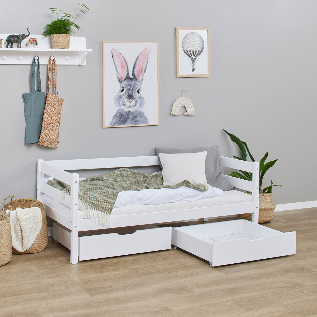 Junior Shorty Wooden Pine Bed with Storage Drawers in White from Hoppe ...